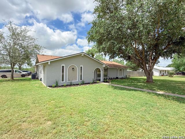 401 Bluebonnet Ave