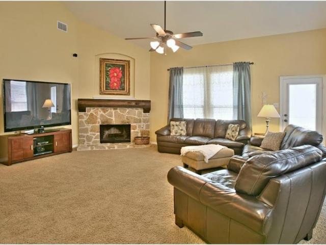 401 Bluefinch Drive