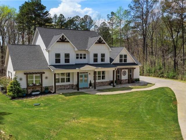 401 Blossom Trail