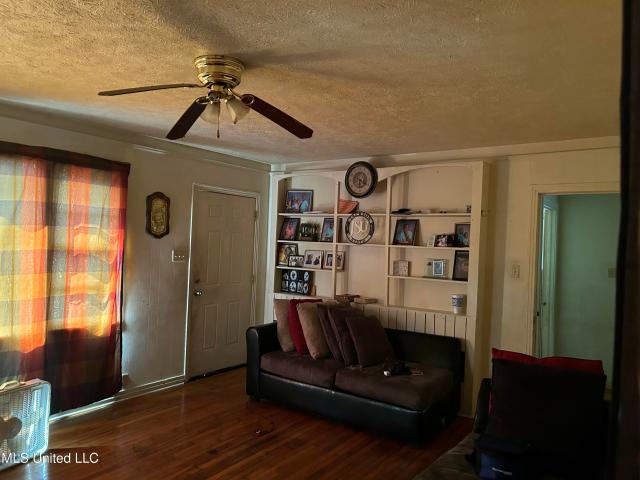 401 Brooklyn Drive