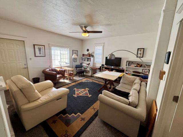 401 Brown St, Valparaiso, IN 46383 | MLS #837453 | Compass