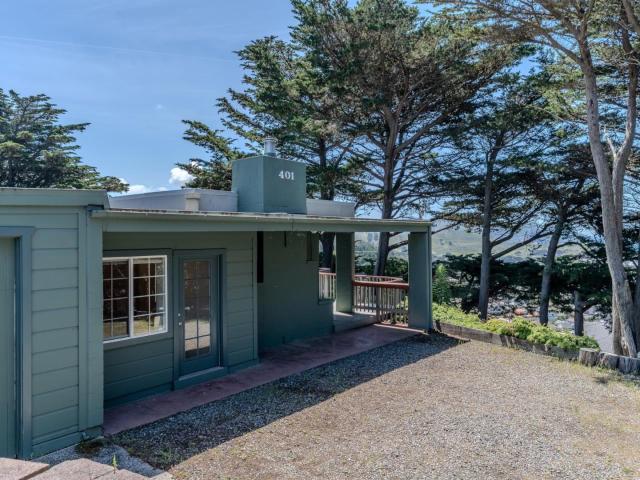 401 Griffin Ave, Pacifica, CA 94044 | MLS #ML82044 | Compass