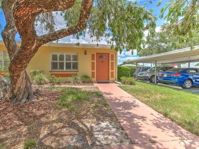 401 Dorchester Pl Apt 49, Sun City Center, FL 33573
