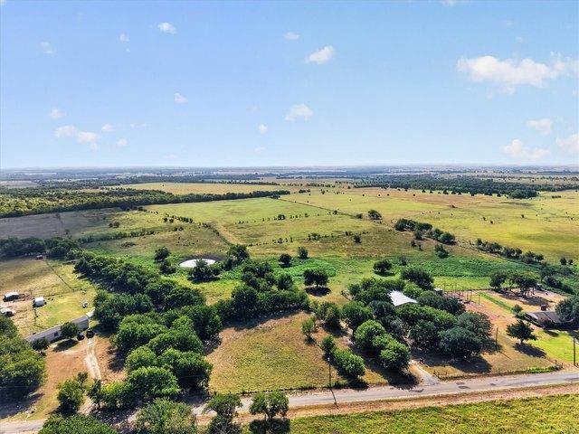 401 Dale Acres Rd, Italy, TX 76651