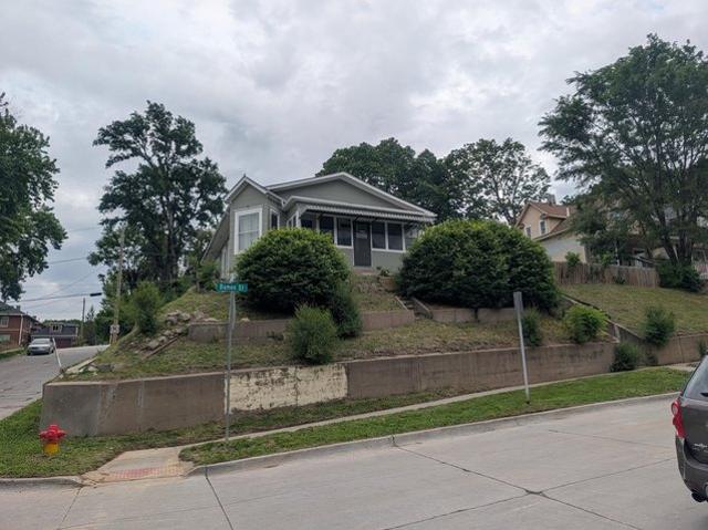 401 Damon St, Council Bluffs, IA 51503