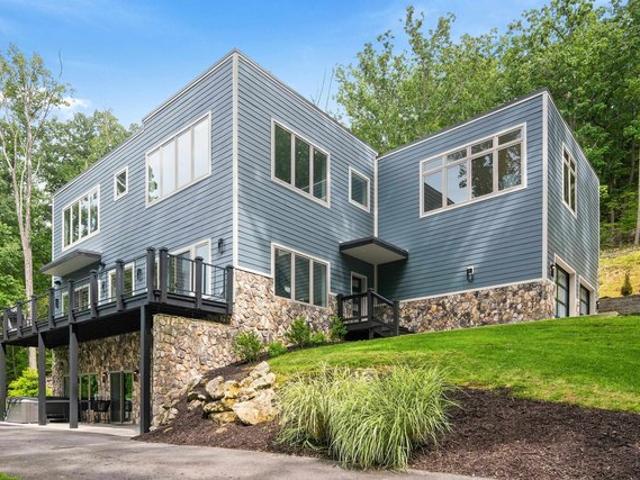 401 Deercroft Dr, Blacksburg, VA 24060