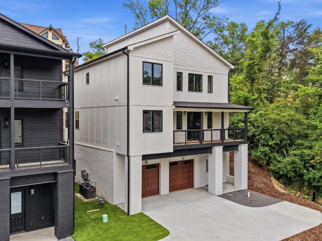 401 Druid Lane