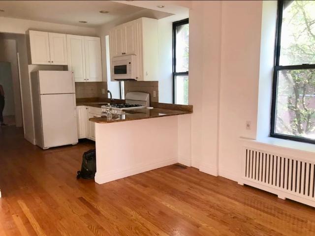 401 E 90th Street 3S