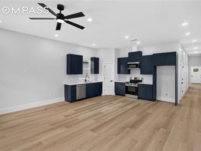 401 E 1st St A, Belle Chasse, LA