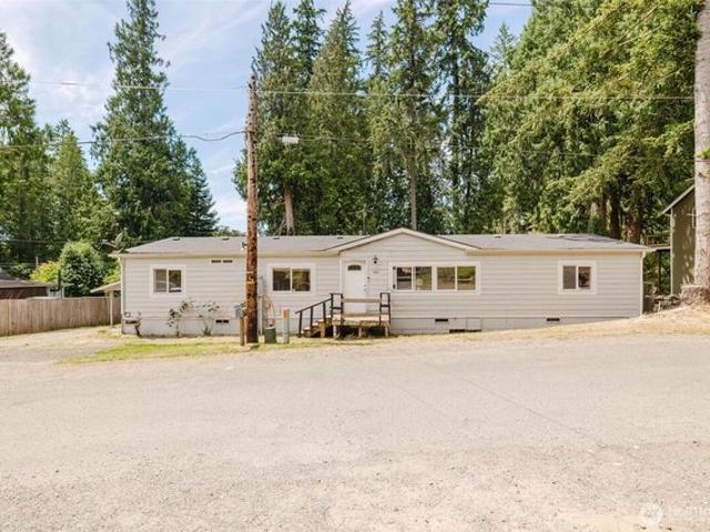 401 E Lk Devereaux Rd, Allyn, WA 98524