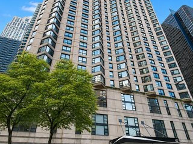 401 E Ontario St Apt 1710, Chicago, IL 60611