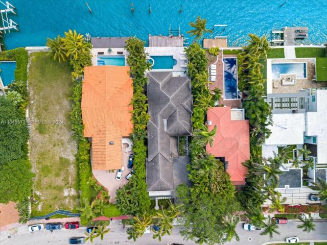 401 E Rivo Alto Dr, Miami Beach, FL 33139 | MLS #A11545