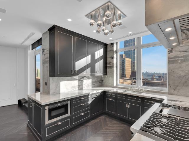 401 East 60th Street, New York, NY
