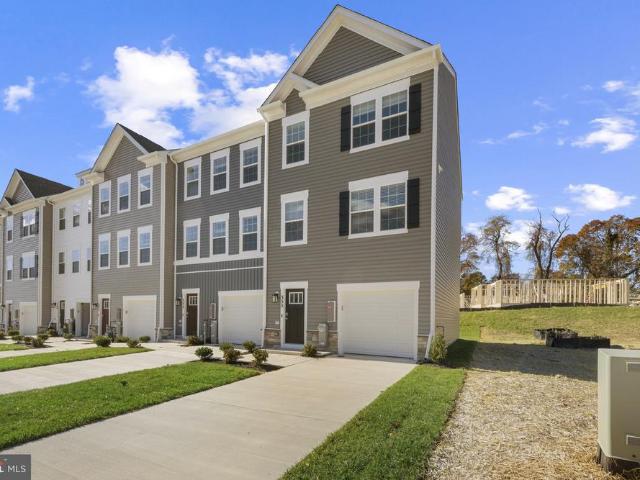 401 Halyard Court