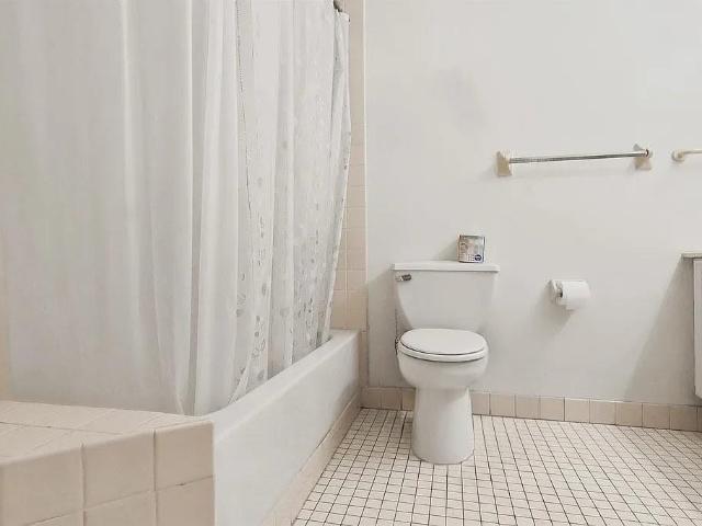 401 Harmon Cove Tower, Unit 401, Secaucus, NJ 07094 | MLS #260013