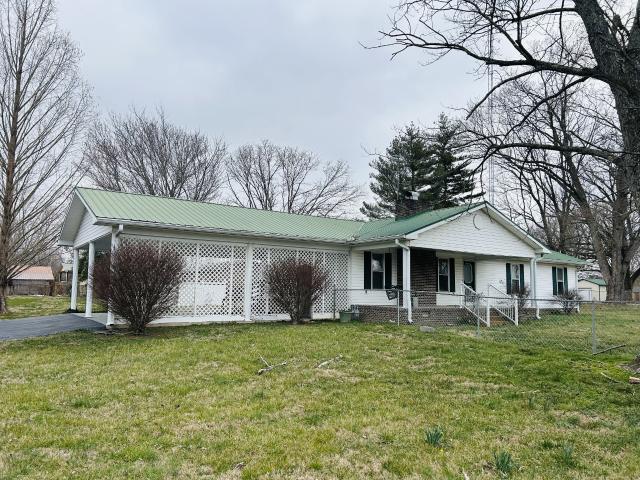 401 Hillcrest Rd