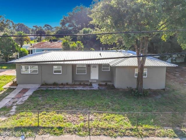 401 Husson Ave, Palatka, FL 32177