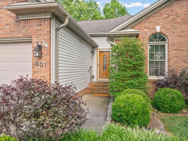 401 Irish Cir