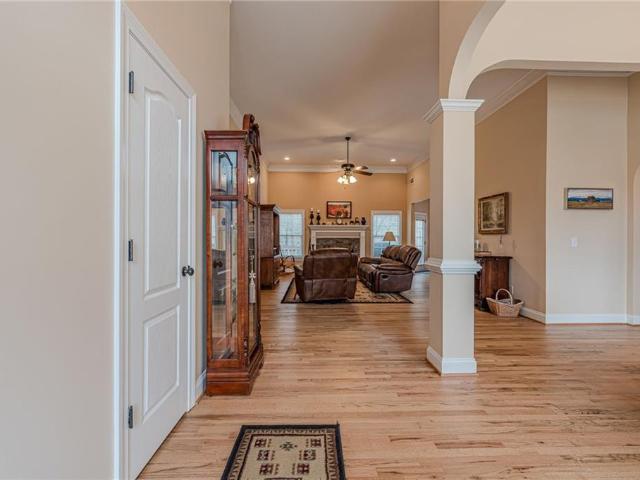 401 Oakwind Drive