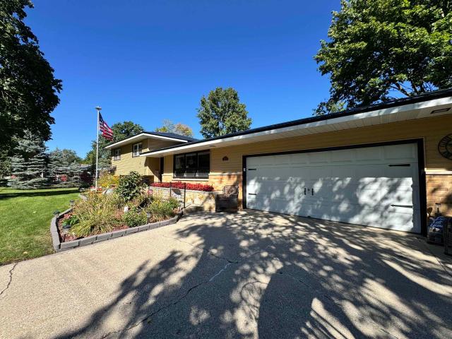 401 Orchard Avenue