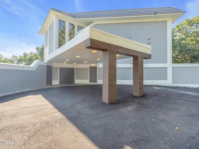 401 Overlook Drive