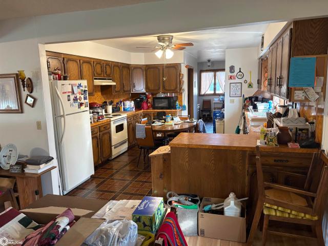 401 Lease St