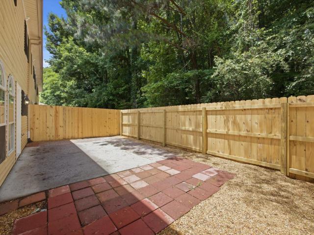 401 Live Oak Lane