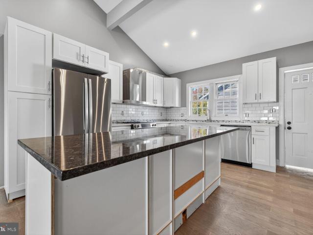 401 Linden Ave, Frederick, MD 21703 | MLS #MDFR2072