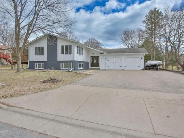 401 Lisbeth Rd, Wausau, WI 54401