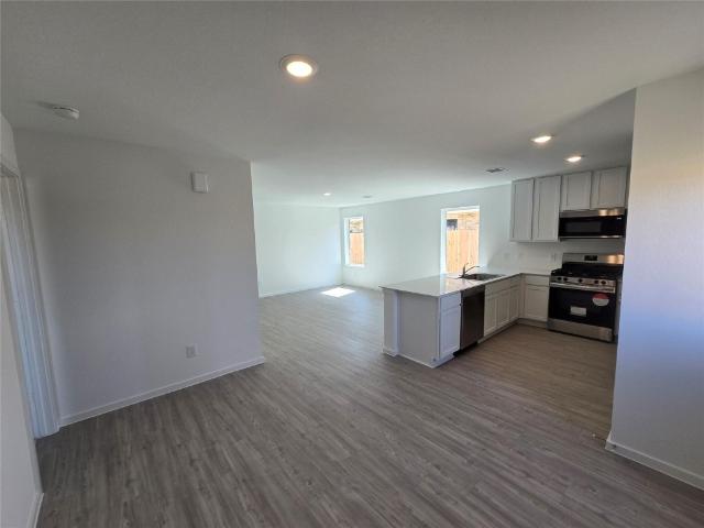 401 Monarch Trl, Huntsville, TX 77340 | MLS #45616 | Compass