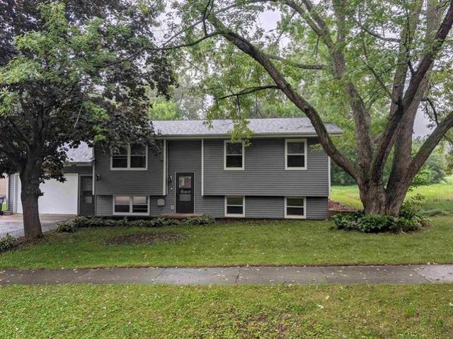 401 Mallard Rd, Winnebago, IL 61088