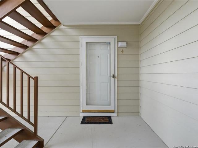 401 Meadowland Court 4