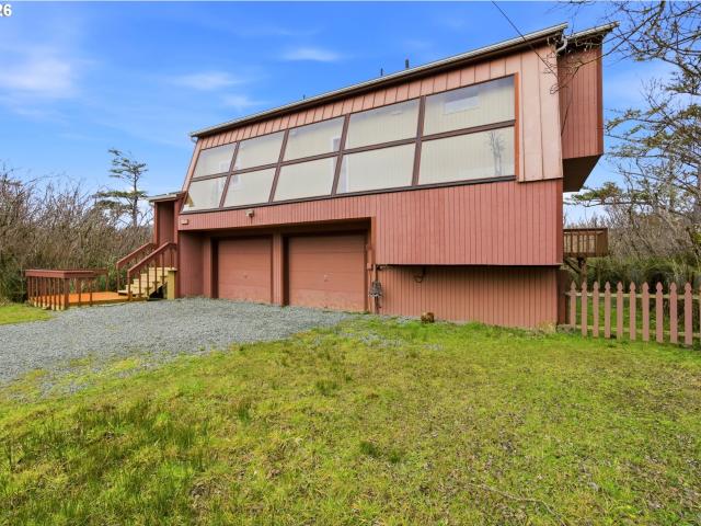 401 N 6TH AVE