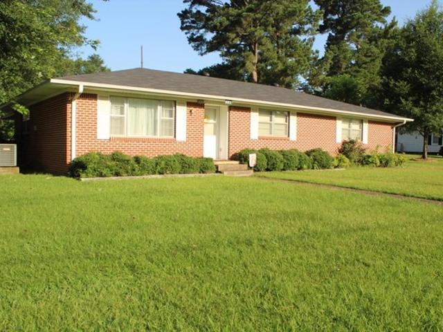401 N 10th St, Nashville, AR 71852