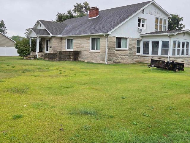 401 N 1st St, Owensville, IN 47665 | MLS #202603