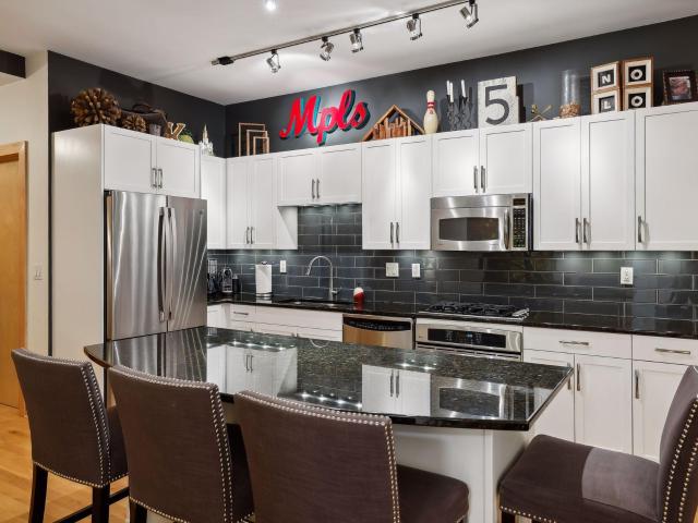 401 N 2nd Street # 208