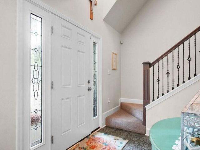 401 n village cir