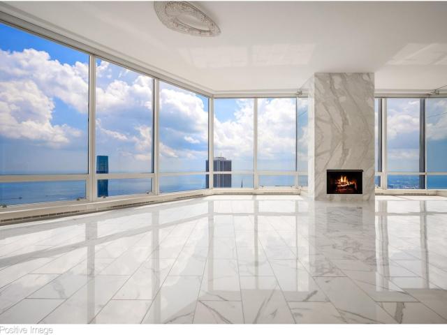401 N Wabash Avenue # 86D