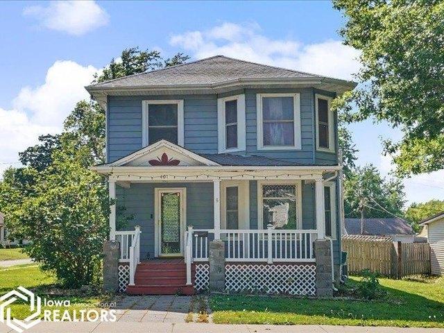 401 N Walnut St, New London, IA 52645