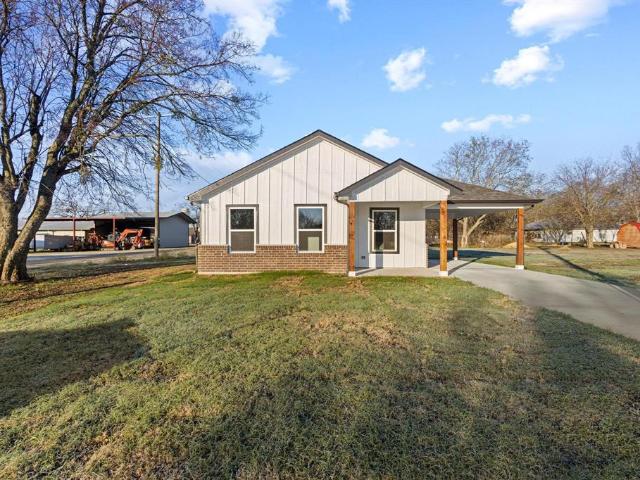 401 N White Oak