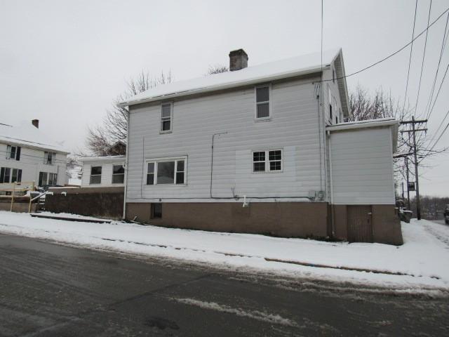 401 N Broadway Street