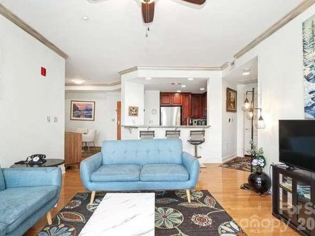 401 N Church St Apt 607, Charlotte, NC 28202