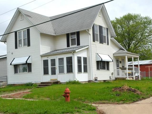401 N Dearborn St, Maquoketa, IA 52060