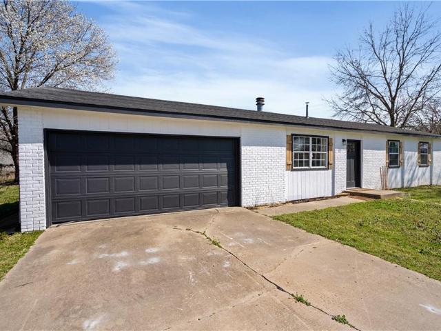 401 N Edgewood Drive