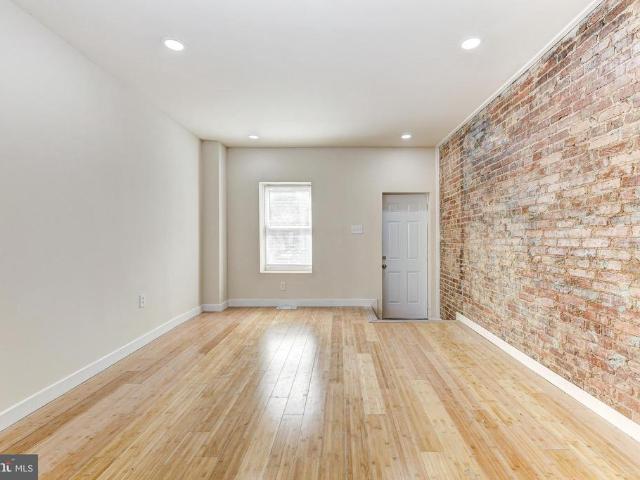 401 N Glover Street