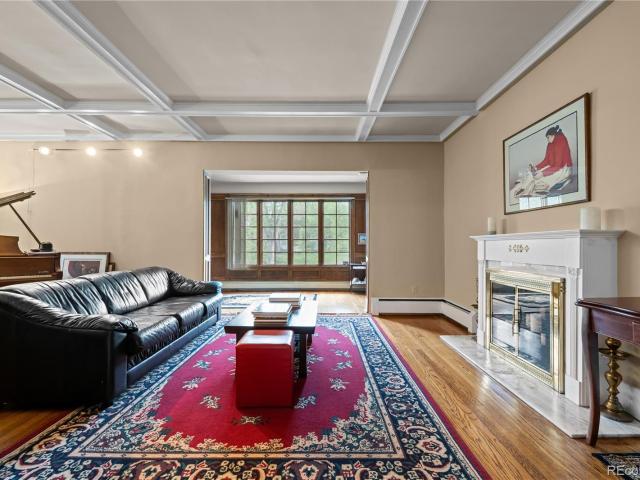 401 N High Street