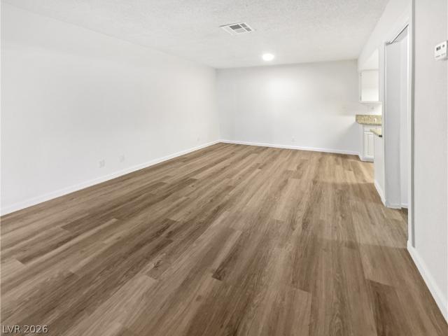 401 N Lamb Blvd, Unit B, Las Vegas, NV 89110 | MLS #2768