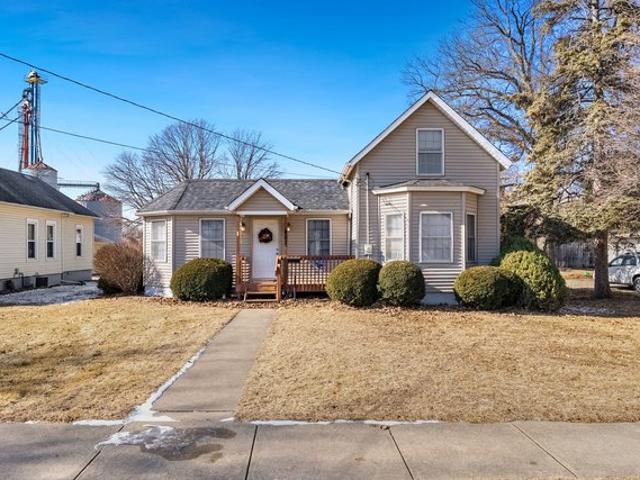 401 N Ridge St, Cambridge, IL 61238
