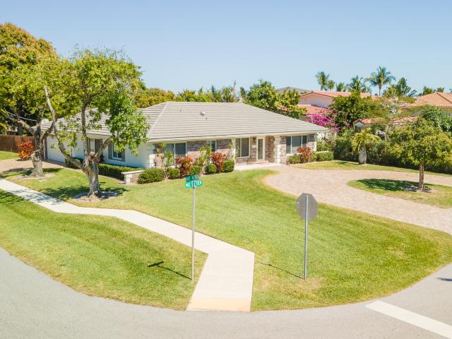 401 NE 10th Ter, Boca Raton, FL 33432 | MLS #R11167 | Compass