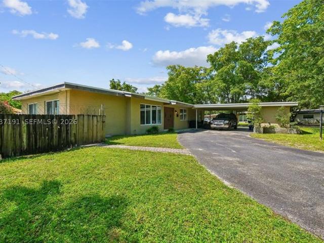 401 S 57th Ter, Hollywood, FL 33023
